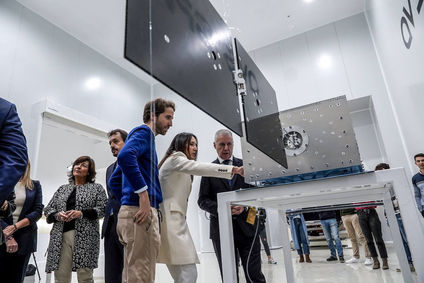 Lur-1, el primer satélite vasco | El Correo